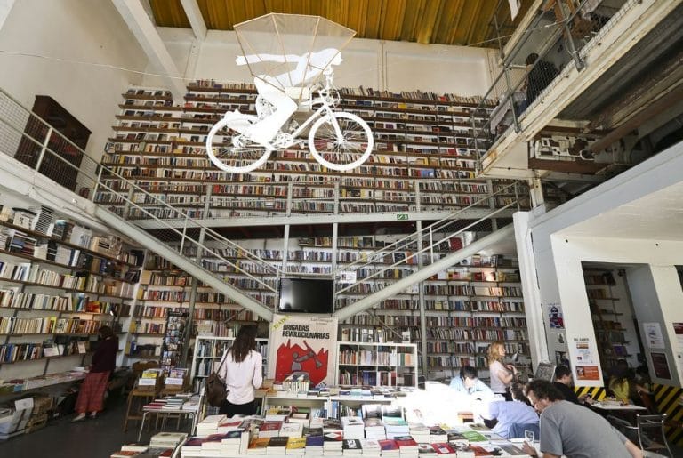 4 bookshops you don't want to miss in Lisbon! - Art and Soul